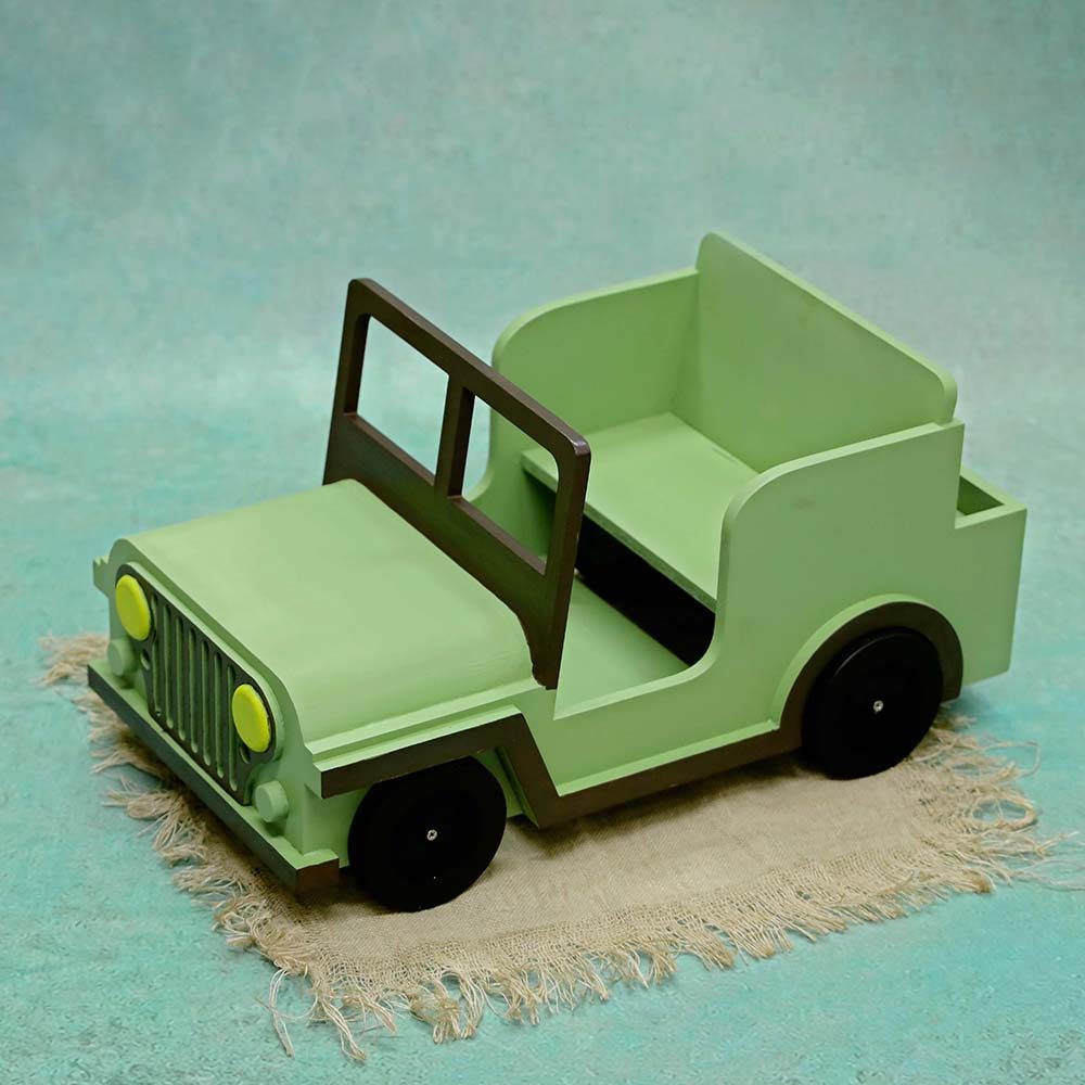 SAFARI JEEP -PROP - The Props Store